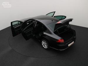 Black Volkswagen Passat B8 2016 in Vilnius, with an engine capacity of 1.40 L and mileage of 155 thousand km for 14399 €, photo 13 on AUTOMOTO.COM.LV