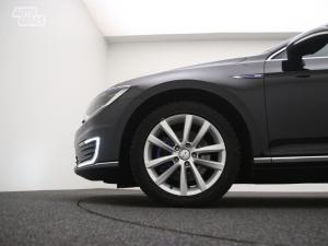 Black Volkswagen Passat B8 2016 in Vilnius, with an engine capacity of 1.40 L and mileage of 155 thousand km for 14399 €, photo 28 on AUTOMOTO.COM.LV
