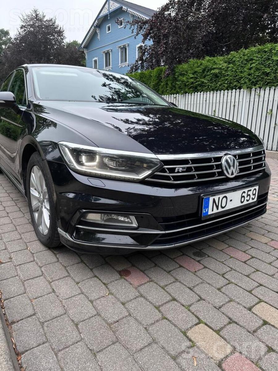 Black Volkswagen Passat B8 2016 in Liepaja, with an engine capacity of 2.00 L and mileage of 307 thousand km for 10350 €, photo 1 on AUTOMOTO.COM.LV