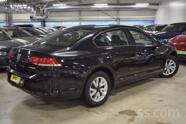 Melns Volkswagen Passat B8 2016 Rīga, ar dzinēja tilpumu 1.40 L un nobraukumu 279 tūkst. km par 6400 €, foto 2 vietnē AUTOMOTO.COM.LV