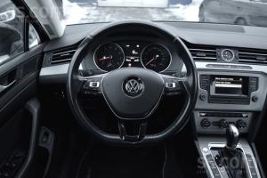 Black Volkswagen Passat B8 2016 in Riga, with an engine capacity of 1.40 L and mileage of 279 thousand km for 6400 €, photo 10 on AUTOMOTO.COM.LV
