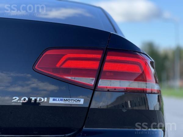 Black Volkswagen Passat B8 2016 in Valmiera, with an engine capacity of 2.00 L and mileage of 205 thousand km for 8290 €, photo 8 on AUTOMOTO.COM.LV