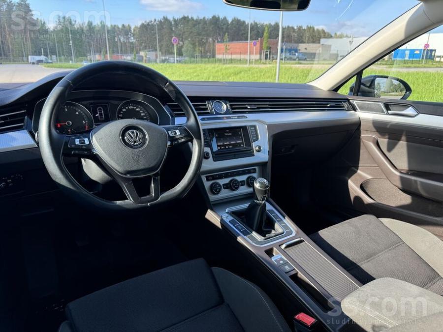 Melns Volkswagen Passat B8 2016 Valmiera, ar dzinēja tilpumu 2.00 L un nobraukumu 205 tūkst. km par 8290 €, foto 13 vietnē AUTOMOTO.COM.LV