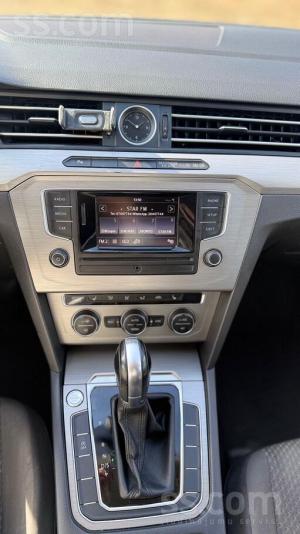 Melns Volkswagen Passat B8 2016 Rīga, ar dzinēja tilpumu 1.40 L un nobraukumu 237 tūkst. km par 7200 €, foto 4 vietnē AUTOMOTO.COM.LV
