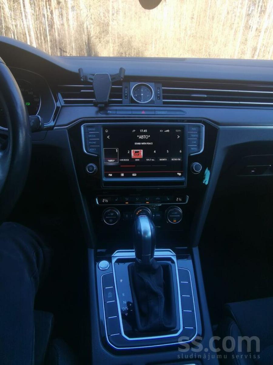 Melns Volkswagen Passat B8 2016 Rīga, ar dzinēja tilpumu 2.00 L un nobraukumu 174 tūkst. km par 11500 €, foto 7 vietnē AUTOMOTO.COM.LV