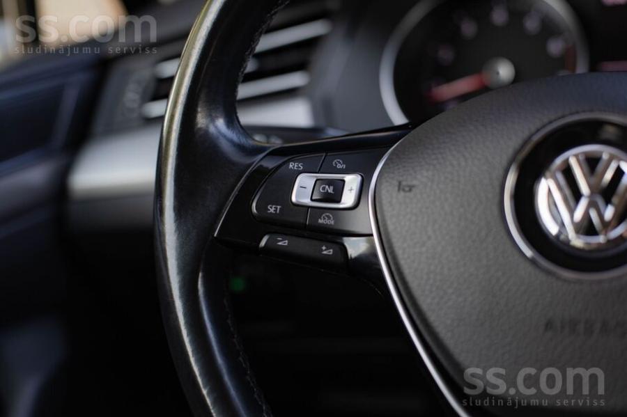 Melns Volkswagen Passat B8 2016 Rīga, ar dzinēja tilpumu 1.40 L un nobraukumu 288 tūkst. km par 9990 €, foto 17 vietnē AUTOMOTO.COM.LV