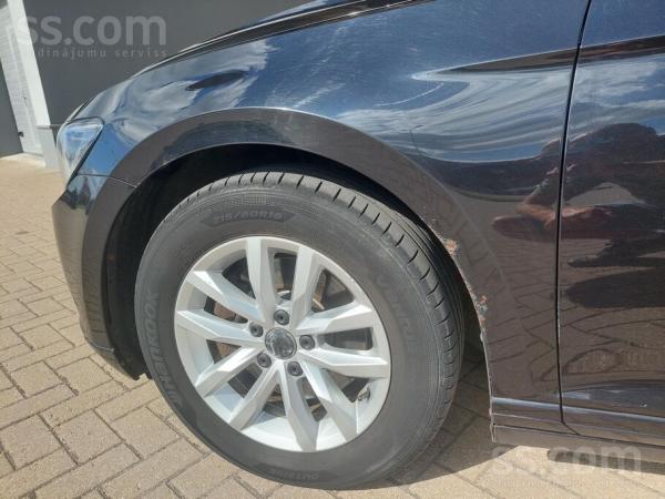 Black Volkswagen Passat B8 2016 in Riga, with an engine capacity of 2.00 L and mileage of 261 thousand km for 6900 €, photo 9 on AUTOMOTO.COM.LV