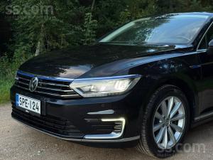 Melns Volkswagen Passat B8 2016 Šauļi, ar dzinēja tilpumu 1.40 L un nobraukumu 171 tūkst. km par 9950 €, foto 6 vietnē AUTOMOTO.COM.LV