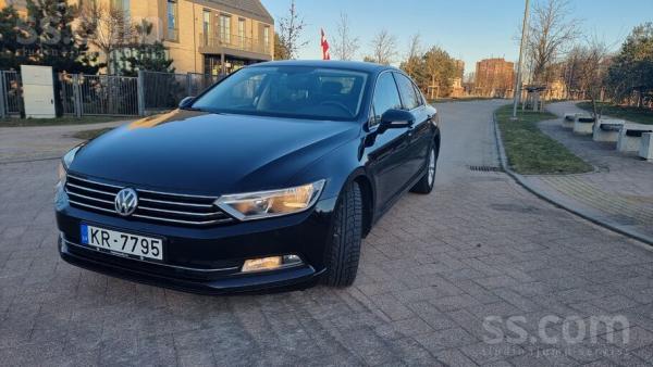 Black Volkswagen Passat B8 2017 in Riga, with an engine capacity of 1.40 L and mileage of 126 thousand km for 7950 €, photo 2 on AUTOMOTO.COM.LV