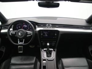 Black Volkswagen Passat B8 2018 in Vilnius, with an engine capacity of 1.40 L and mileage of 264 thousand km for 12999 €, photo 2 on AUTOMOTO.COM.LV