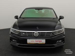 Black Volkswagen Passat B8 2018 in Vilnius, with an engine capacity of 1.40 L and mileage of 264 thousand km for 12999 €, photo 3 on AUTOMOTO.COM.LV