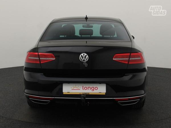 Black Volkswagen Passat B8 2018 in Vilnius, with an engine capacity of 1.40 L and mileage of 264 thousand km for 12999 €, photo 5 on AUTOMOTO.COM.LV
