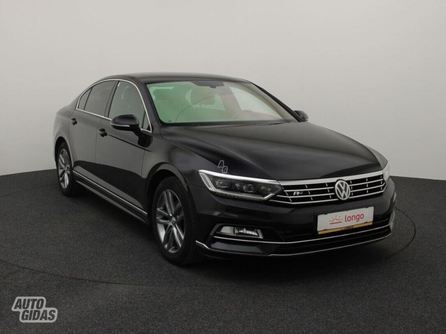 Black Volkswagen Passat B8 2018 in Vilnius, with an engine capacity of 1.40 L and mileage of 264 thousand km for 12999 €, photo 10 on AUTOMOTO.COM.LV