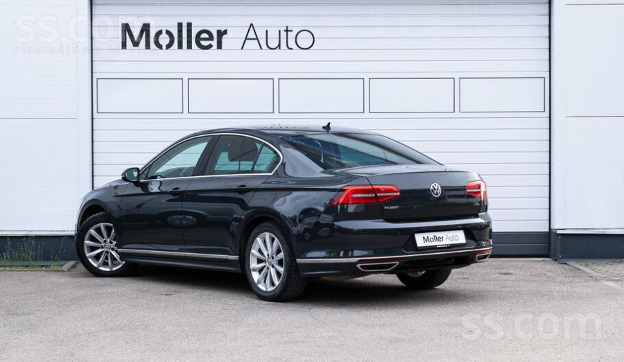 Black Volkswagen Passat B8 2019 in Riga, with an engine capacity of 1.50 L and mileage of 89 thousand km for 18250 €, photo 3 on AUTOMOTO.COM.LV