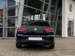 Black Volkswagen Passat B8 2019 in Valmiera, with an engine capacity of 1.50 L and mileage of 86 thousand km for 20500 €, photo 5 on AUTOMOTO.COM.LV
