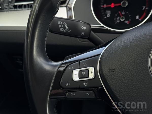 Black Volkswagen Passat B8 2019 in Valmiera, with an engine capacity of 1.50 L and mileage of 86 thousand km for 15900 €, photo 10 on AUTOMOTO.COM.LV