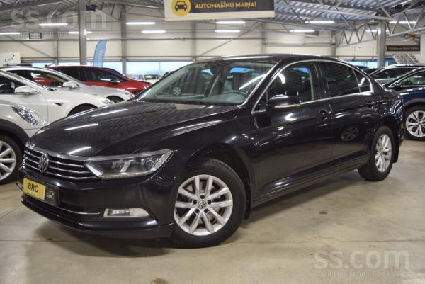 Black Volkswagen Passat B8 2019 in Riga, with an engine capacity of 1.50 L and mileage of 142 thousand km for 11500 €, photo 1 on AUTOMOTO.COM.LV