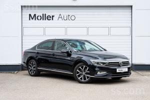 Black Volkswagen Passat B8 2019 in Riga, with an engine capacity of 1.50 L and mileage of 126 thousand km for 18950 €, photo 3 on AUTOMOTO.COM.LV