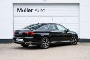 Black Volkswagen Passat B8 2019 in Riga, with an engine capacity of 1.50 L and mileage of 126 thousand km for 18950 €, photo 5 on AUTOMOTO.COM.LV