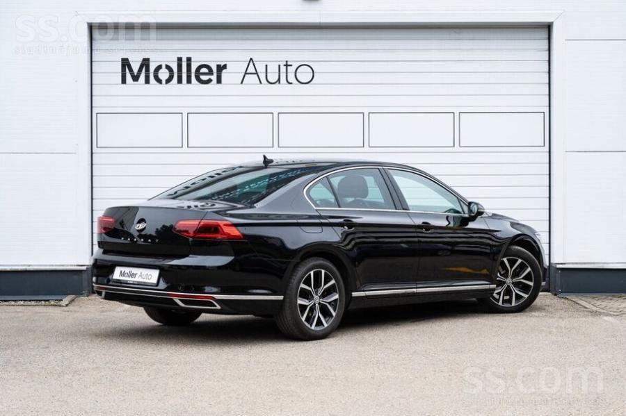 Black Volkswagen Passat B8 2019 in Riga, with an engine capacity of 1.50 L and mileage of 126 thousand km for 18950 €, photo 5 on AUTOMOTO.COM.LV