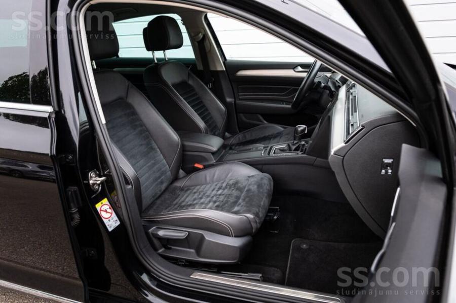 Black Volkswagen Passat B8 2019 in Riga, with an engine capacity of 1.50 L and mileage of 126 thousand km for 18950 €, photo 7 on AUTOMOTO.COM.LV