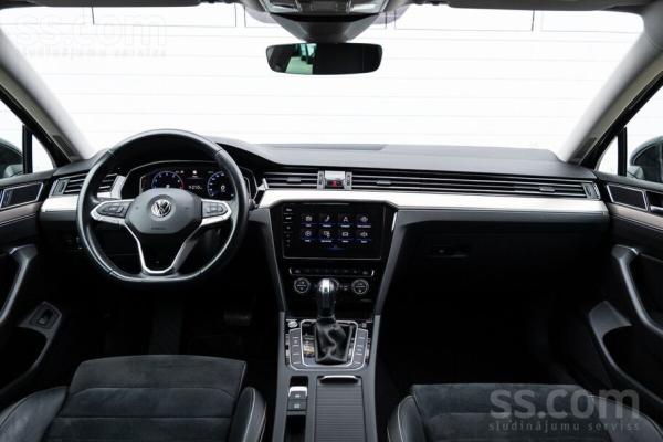 Black Volkswagen Passat B8 2019 in Riga, with an engine capacity of 1.50 L and mileage of 126 thousand km for 18950 €, photo 8 on AUTOMOTO.COM.LV