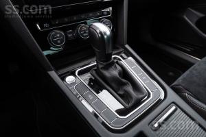 Black Volkswagen Passat B8 2019 in Riga, with an engine capacity of 1.50 L and mileage of 126 thousand km for 18950 €, photo 16 on AUTOMOTO.COM.LV