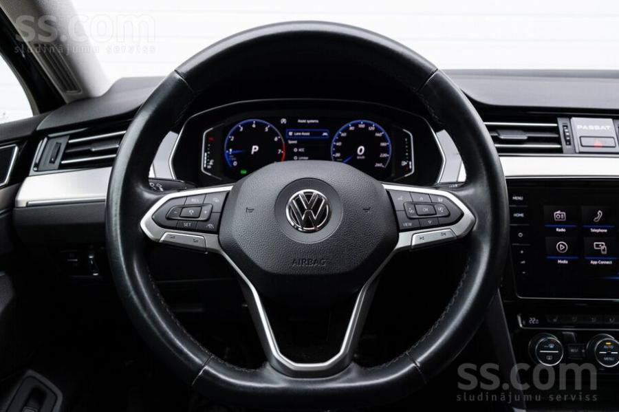 Black Volkswagen Passat B8 2019 in Riga, with an engine capacity of 1.50 L and mileage of 126 thousand km for 18950 €, photo 23 on AUTOMOTO.COM.LV