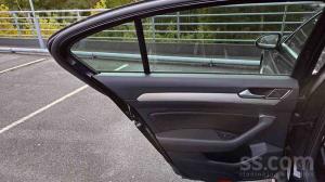 Black Volkswagen Passat B8 2019 in Riga, with an engine capacity of 2.00 L and mileage of 96 thousand km for 17500 €, photo 6 on AUTOMOTO.COM.LV