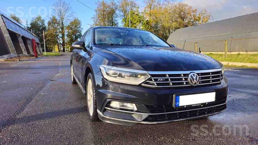 Black Volkswagen Passat B8 2019 in Riga, with an engine capacity of 2.00 L and mileage of 96 thousand km for 17500 €, photo 12 on AUTOMOTO.COM.LV
