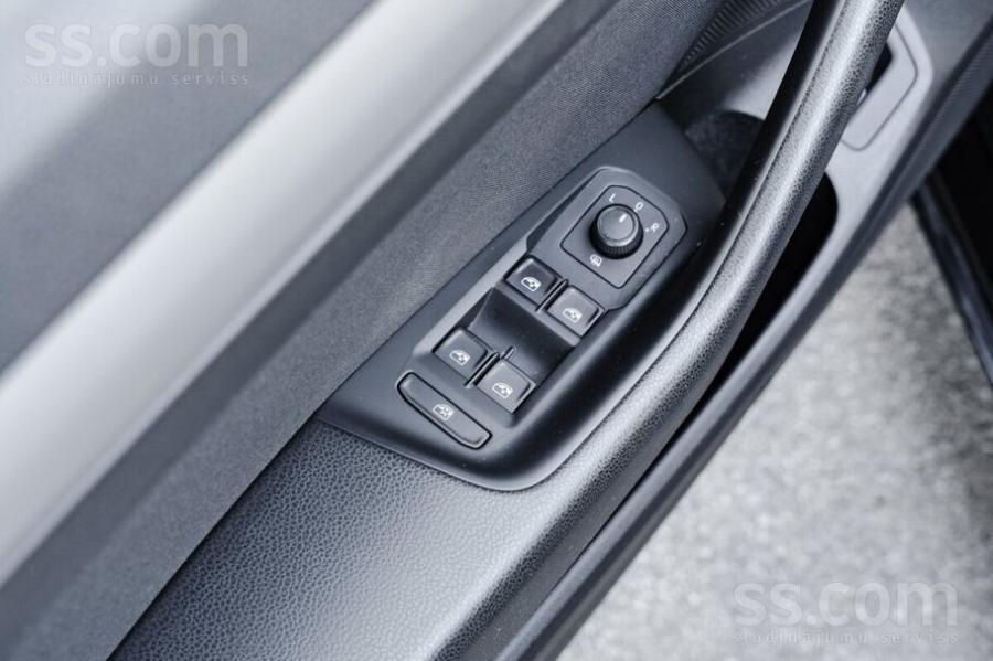 Melns Volkswagen Passat B8 2019 Rīga, ar dzinēja tilpumu 1.50 L un nobraukumu 163 tūkst. km par 12850 €, foto 21 vietnē AUTOMOTO.COM.LV