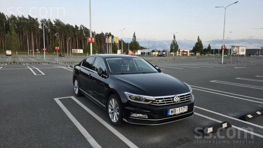 Black Volkswagen Passat B8 2019 in Riga, with an engine capacity of 2.00 L and mileage of 96 thousand km for 15500 €, photo 4 on AUTOMOTO.COM.LV