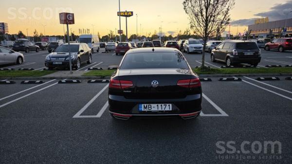 Black Volkswagen Passat B8 2019 in Riga, with an engine capacity of 2.00 L and mileage of 96 thousand km for 15500 €, photo 7 on AUTOMOTO.COM.LV