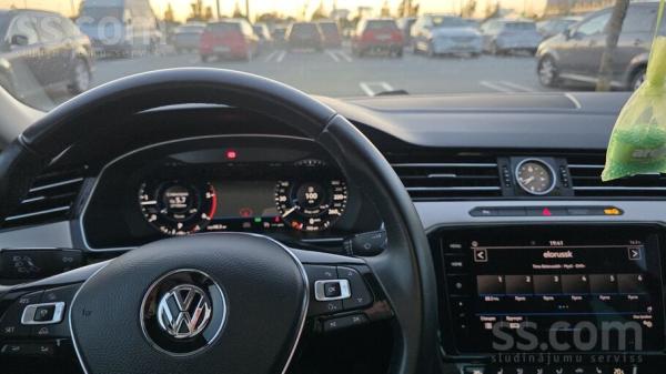 Black Volkswagen Passat B8 2019 in Riga, with an engine capacity of 2.00 L and mileage of 96 thousand km for 15500 €, photo 8 on AUTOMOTO.COM.LV