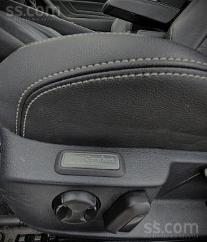 Black Volkswagen Passat B8 2020 in Riga, with an engine capacity of 2.00 L and mileage of 121 thousand km for 21550 €, photo 8 on AUTOMOTO.COM.LV