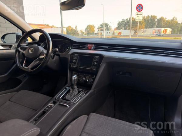Volkswagen Passat B8 2020 Rīga vietnē Melns Volkswagen Passat B8 2020 Rīga, ar dzinēja tilpumu 1.50 L un nobraukumu 134 tūkst. km par 15500 €, foto 9 vietnē AUTOMOTO.COM.LV