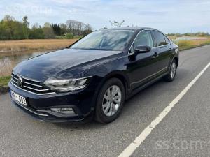 Black Volkswagen Passat B8 2021 in Riga, with an engine capacity of 1.60 L and mileage of 196 thousand km for 15000 €, photo  on AUTOMOTO.COM.LV
