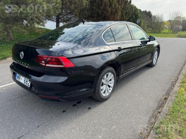 Black Volkswagen Passat B8 2021 in Riga, with an engine capacity of 1.60 L and mileage of 196 thousand km for 15000 €, photo 5 on AUTOMOTO.COM.LV