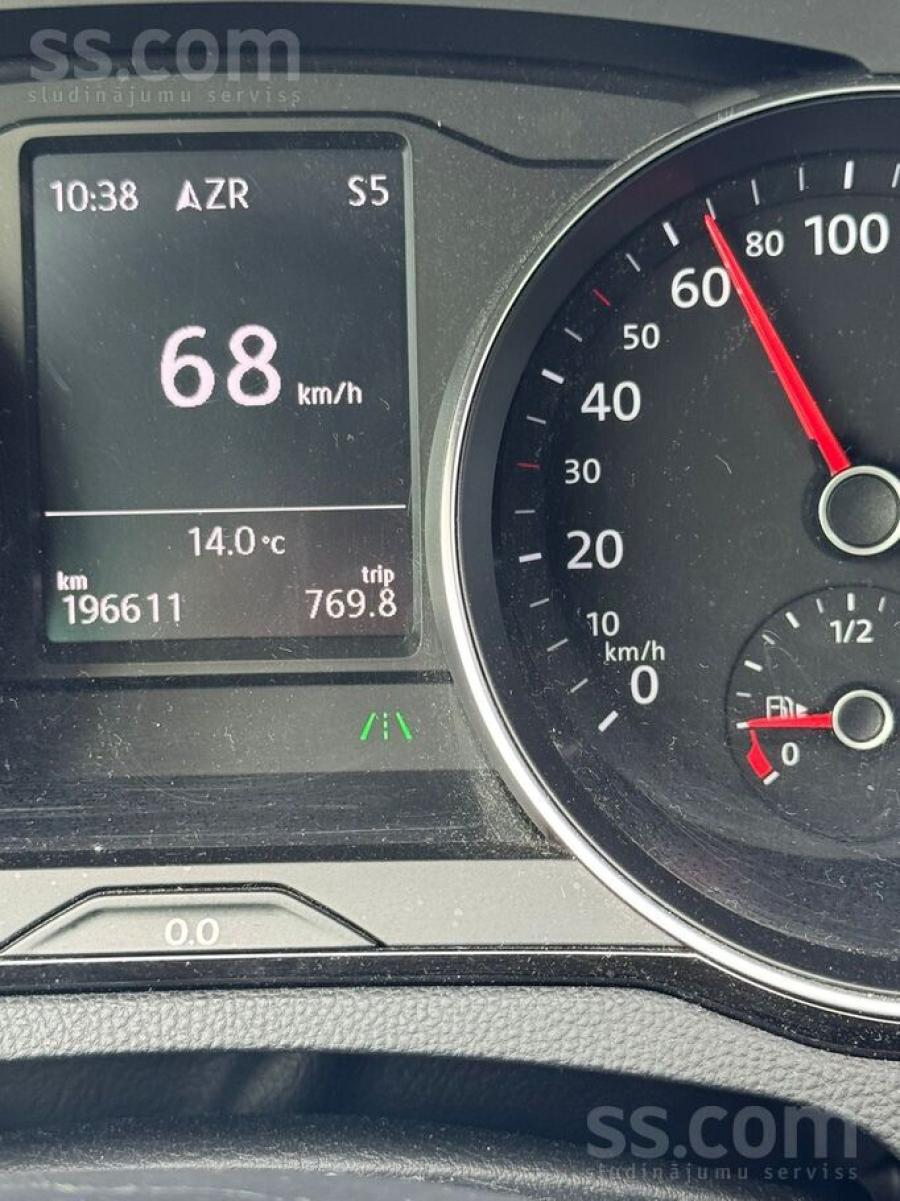 Melns Volkswagen Passat B8 2021 Rīga, ar dzinēja tilpumu 1.60 L un nobraukumu 196 tūkst. km par 15000 €, foto 10 vietnē AUTOMOTO.COM.LV