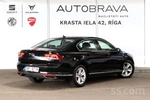 Melns Volkswagen Passat B8 2022 Rīga, ar dzinēja tilpumu 2.00 L un nobraukumu 104 tūkst. km par 22400 €, foto 7 vietnē AUTOMOTO.COM.LV