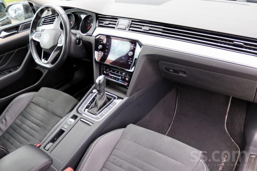 Melns Volkswagen Passat B8 2022 Rīga, ar dzinēja tilpumu 2.00 L un nobraukumu 104 tūkst. km par 22400 €, foto 24 vietnē AUTOMOTO.COM.LV