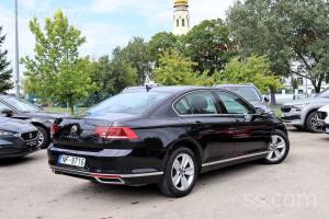 Melns Volkswagen Passat B8 2022 Rīga, ar dzinēja tilpumu 2.00 L un nobraukumu 104 tūkst. km par 22400 €, foto 30 vietnē AUTOMOTO.COM.LV