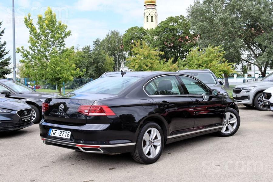 Melns Volkswagen Passat B8 2022 Rīga, ar dzinēja tilpumu 2.00 L un nobraukumu 104 tūkst. km par 22400 €, foto 30 vietnē AUTOMOTO.COM.LV