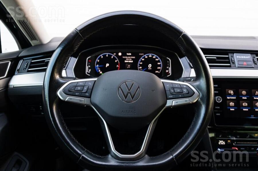 Melns Volkswagen Passat B8 2022 Rīga, ar dzinēja tilpumu 1.50 L un nobraukumu 103 tūkst. km par 19500 €, foto 24 vietnē AUTOMOTO.COM.LV
