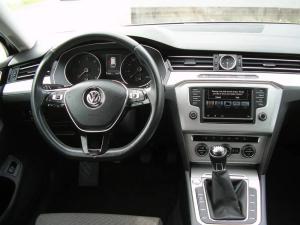 Melns Volkswagen Passat B8 2014 Sigulda, ar dzinēja tilpumu 2.00 L un nobraukumu 258 tūkst. km par 9350 €, foto 15 vietnē AUTOMOTO.COM.LV