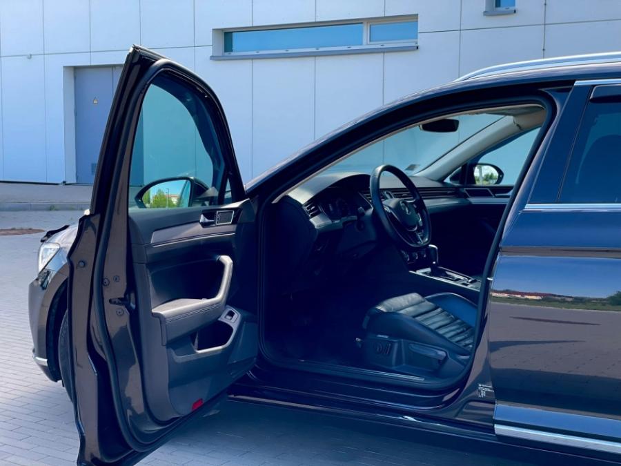 Melns Volkswagen Passat B8 2014 Rīga, ar dzinēja tilpumu 2.00 L un nobraukumu 219 tūkst. km par 15490 €, foto 4 vietnē AUTOMOTO.COM.LV