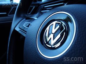 Black Volkswagen Passat B8 2014 in Riga, with an engine capacity of 2.00 L and mileage of 178 thousand km for 12000 €, photo 12 on AUTOMOTO.COM.LV