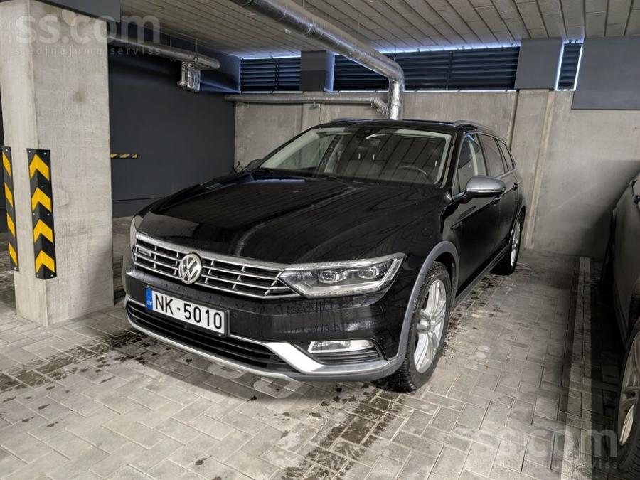 Melns Volkswagen Passat B8 2015 Rīga, ar dzinēja tilpumu 2.00 L un nobraukumu 188 tūkst. km par 18999 €, foto 1 vietnē AUTOMOTO.COM.LV