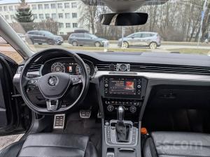 Melns Volkswagen Passat B8 2015 Rīga, ar dzinēja tilpumu 2.00 L un nobraukumu 188 tūkst. km par 18999 €, foto 3 vietnē AUTOMOTO.COM.LV
