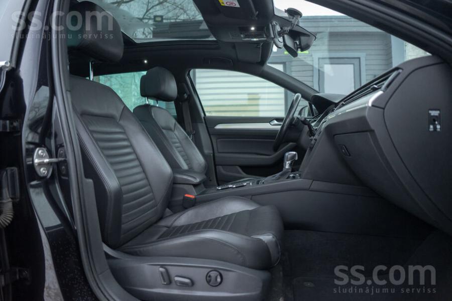 Black Volkswagen Passat B8 2015 in Liepaja, with an engine capacity of 1.40 L and mileage of 262 thousand km for 16000 €, photo 16 on AUTOMOTO.COM.LV